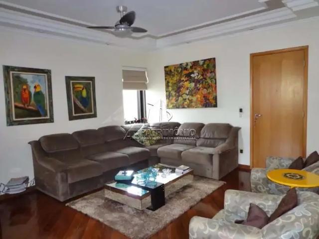 Apartamento para Venda em Sorocaba/SP Centro 4 Quartos