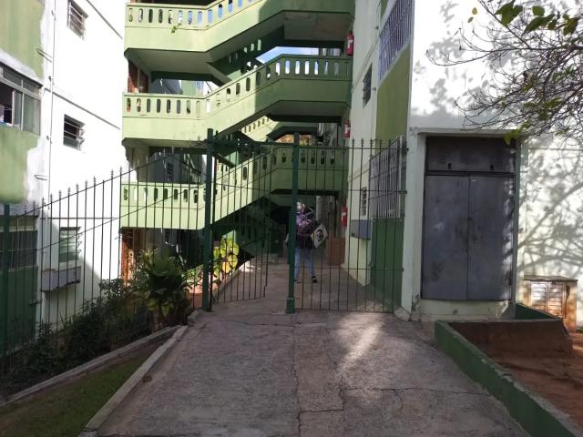 Apartamento para Venda em Taboão da Serra/SP Parque Pinheiros 2 Quartos