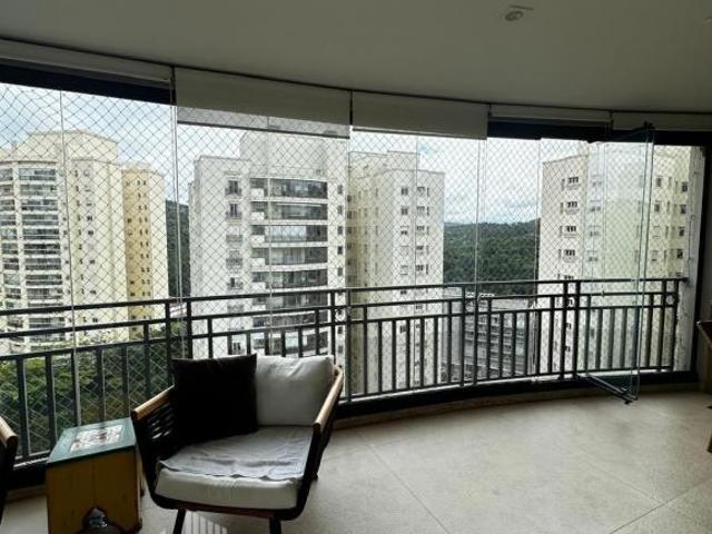 Apartamento para venda em Tamboré de 201.00m² com 3 Quartos, 3 Suites e 4 Garagens