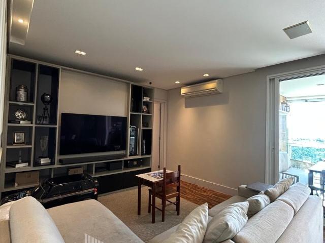 Apartamento para venda em Tamboré em Santana De Parnaíba São Paulo de 122.00m² com 2 Quartos, 2 Suítes e 3 Garagens
