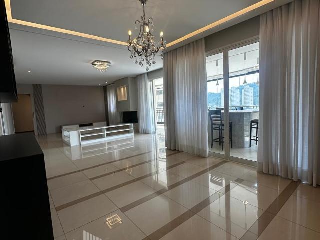 Apartamento para venda em Tamboré em Santana De Parnaíba São Paulo de 201.00m² com 3 Quartos, 3 Suítes e 4 Garagens