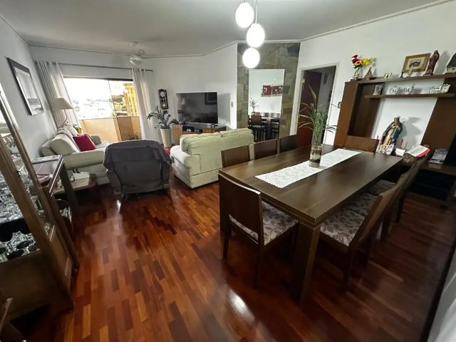 Apartamento para Venda em Taubaté/SP Centro 3 Quartos