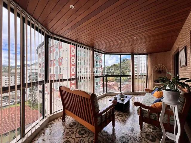 Apartamento para Venda em Teresópolis/RJ Agriões 4 Quartos