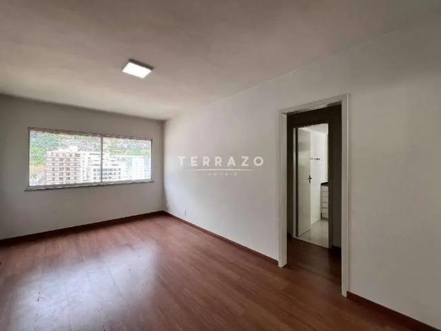 Apartamento para Venda em Teresópolis/RJ Agriões 2 Quartos