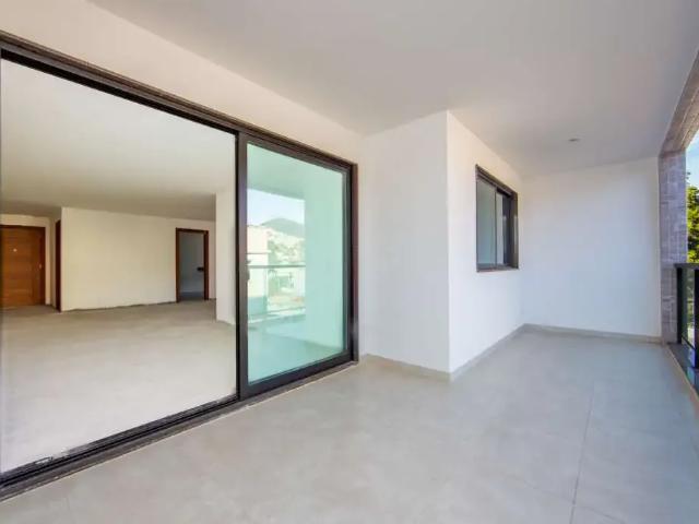 Apartamento para Venda em Teresópolis/RJ Agriões 3 Quartos