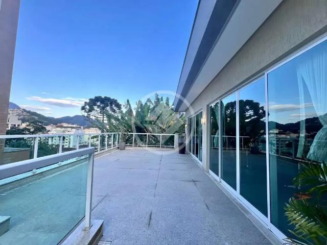 Apartamento para Venda em Teresópolis/RJ Agriões 3 Quartos