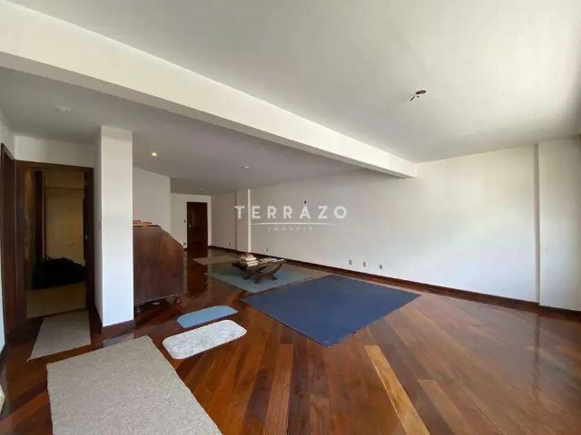 Apartamento para Venda em Teresópolis/RJ Agriões 3 Quartos