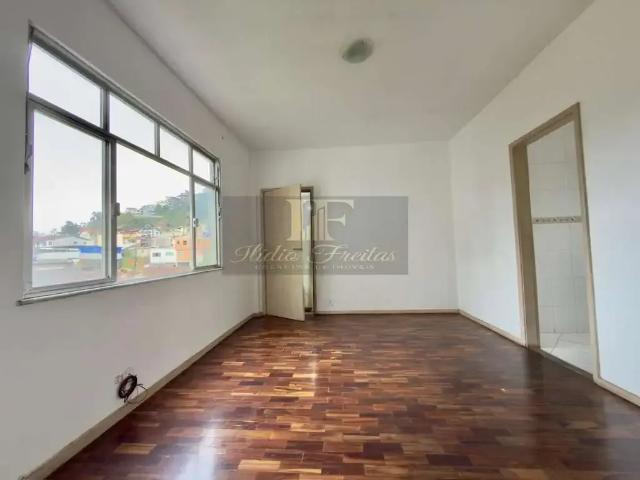 Apartamento para Venda em Teresópolis/RJ Alto 1 Quartos