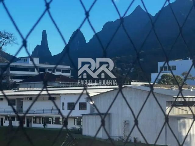 Apartamento para Venda em Teresópolis/RJ Alto 2 Quartos