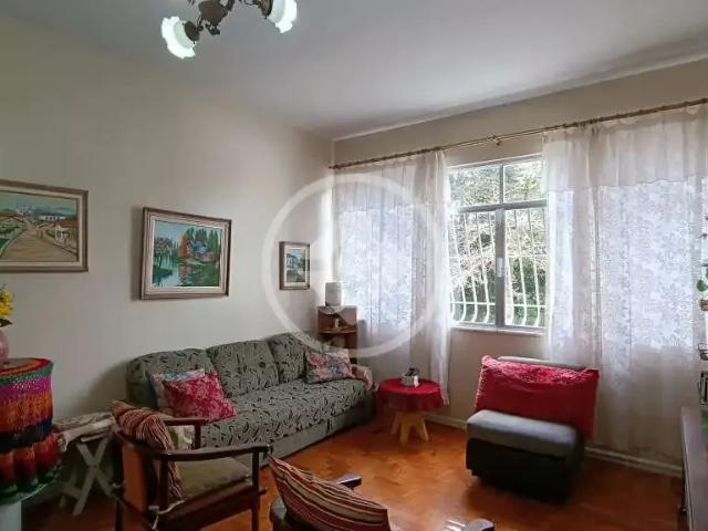 Apartamento para Venda em Teresópolis/RJ Alto 2 Quartos