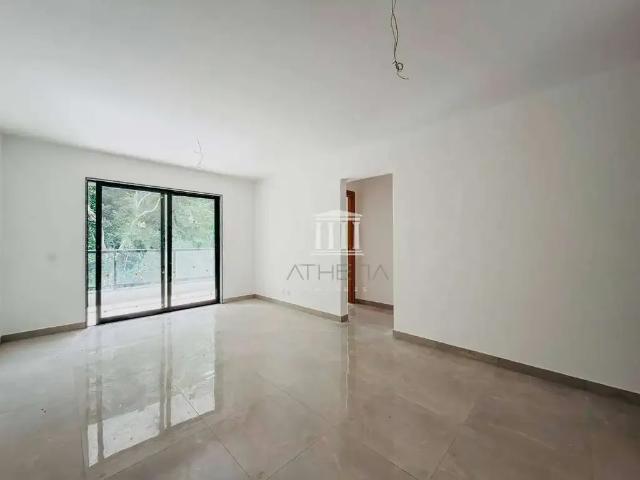 Apartamento para Venda em Teresópolis/RJ Alto 2 Quartos
