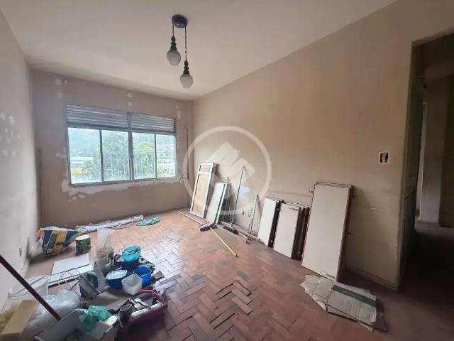 Apartamento para Venda em Teresópolis/RJ Alto 3 Quartos