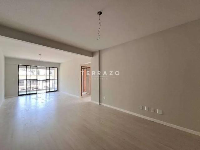 Apartamento para Venda em Teresópolis/RJ Alto 3 Quartos