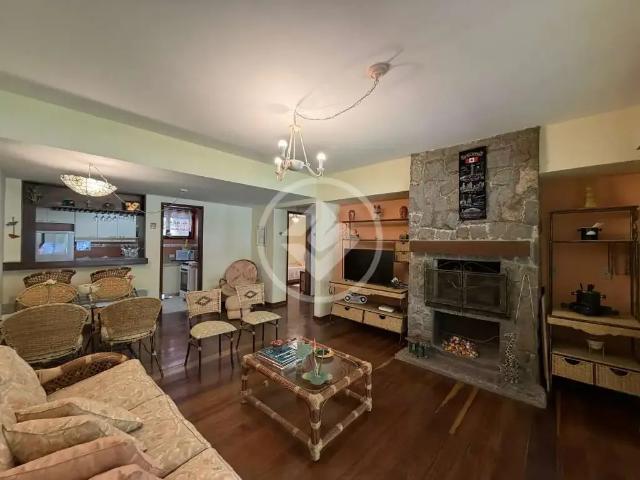 Apartamento para Venda em Teresópolis/RJ Albuquerque 2 Quartos