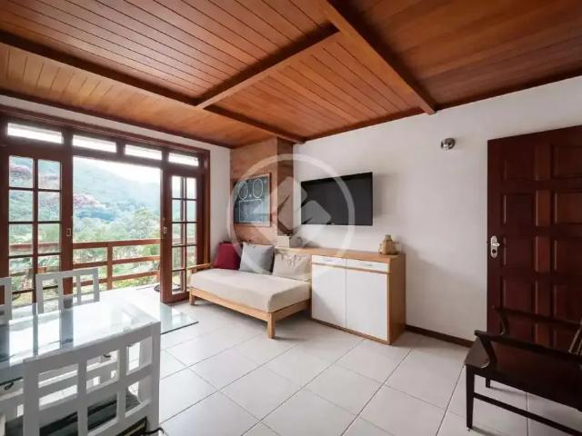Apartamento para Venda em Teresópolis/RJ Albuquerque 2 Quartos