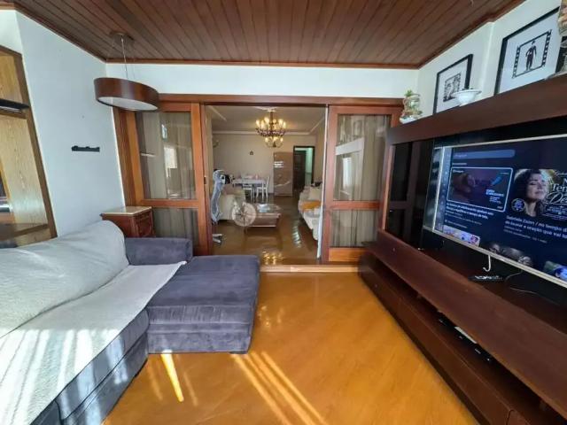 Apartamento para Venda em Teresópolis/RJ Tijuca 4 Quartos