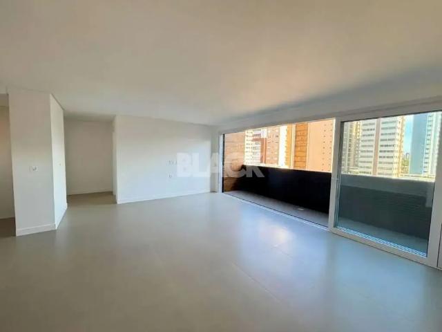 Apartamento para Venda em Torres/RS Centro 2 Quartos