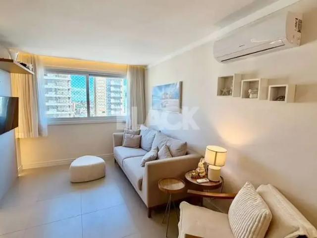 Apartamento para Venda em Torres/RS Centro 2 Quartos