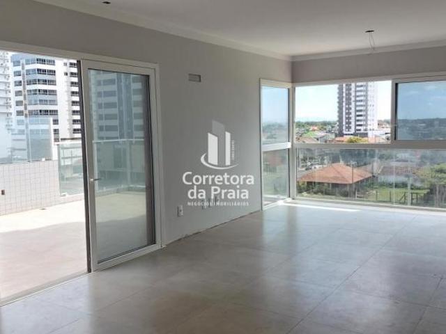 Apartamento para Venda em Tramandaí, Centro, 2 dormitórios, 2 suítes, 3 banheiros, 1 vaga