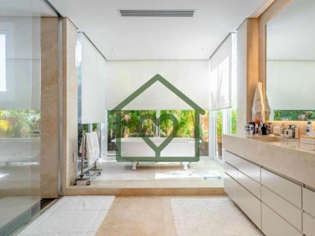 Apartamento para venda em Três Figueiras de 578.00m² com 3 Quartos, 3 Suites e 5 Garagens
