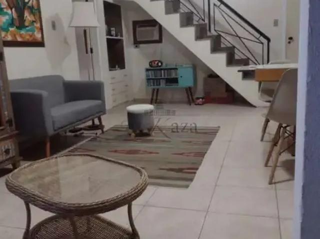 Apartamento para Venda em Ubatuba/SP Acaraú 3 Quartos