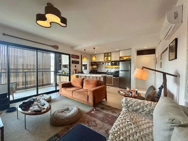 Apartamento para Venda em Ubatuba/SP Enseada 3 Quartos