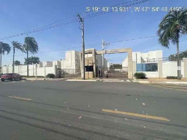 Apartamento para Venda em Uberaba/MG Vila Arquelau 2 Quartos