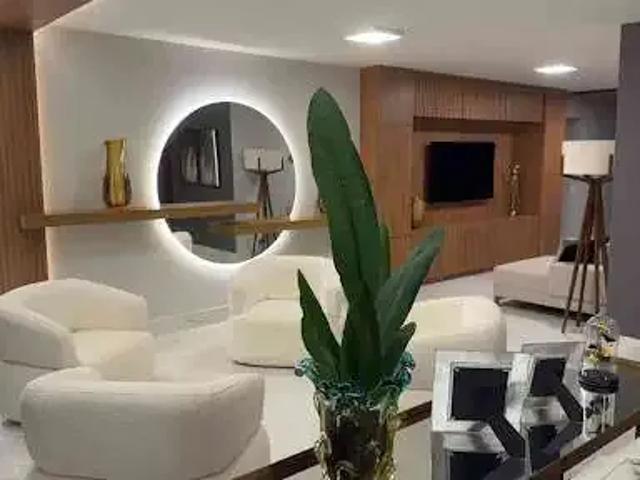 Apartamento para Venda em Uberaba/MG Centro 5 Quartos