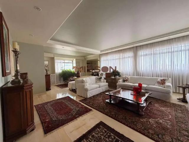 Apartamento para Venda em Uberaba/MG Estados Unidos 4 Quartos