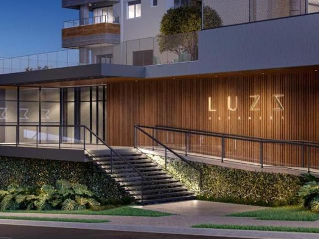 Apartamento para Venda em Uberlândia, Altamira, 3 dormitórios, 3 suítes, 4 banheiros, 2 vagas