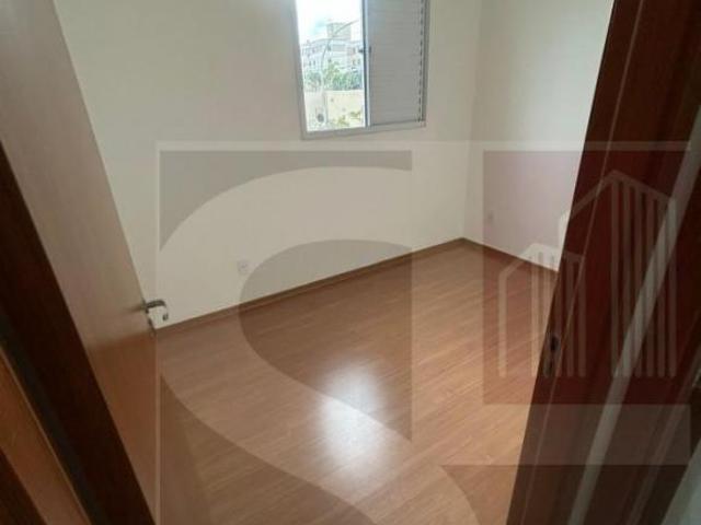 Apartamento para Venda em Uberlândia, Gávea, 2 dormitórios, 1 banheiro, 1 vaga