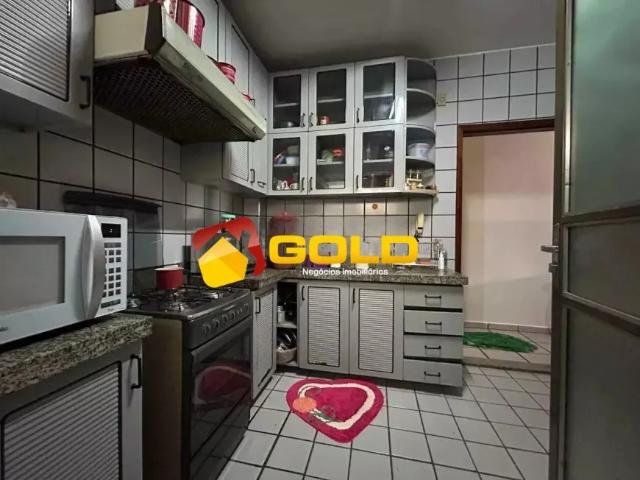 Apartamento para Venda em Uberlândia, Santa Mônica, 3 dormitórios, 1 suíte, 3 banheiros, 1 vaga