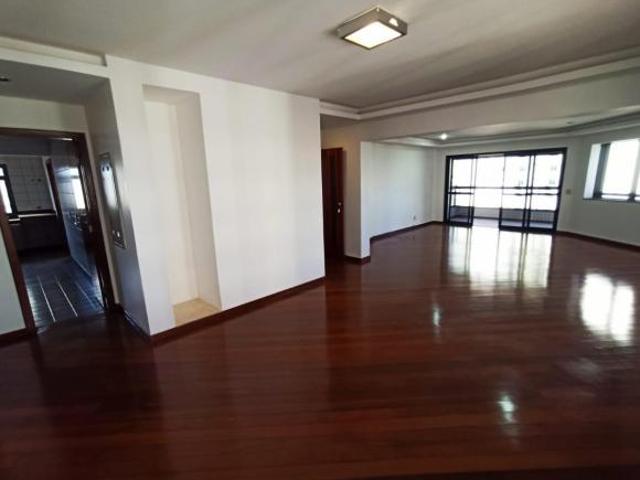 Apartamento para Venda em Uberlândia/MG 4 Dorm. 206 m2 Área Útil