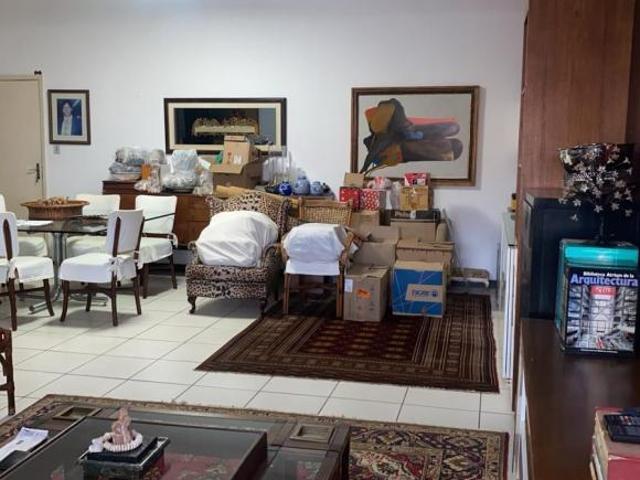 Apartamento para Venda em Uberlândia/MG 3 Dorm. 250 m2 Área Útil