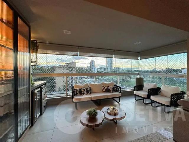 Apartamento para Venda em Uberlândia/MG Copacabana 3 Quartos