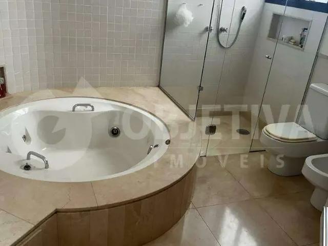 Apartamento para Venda em Uberlândia/MG Fundinho 4 Quartos
