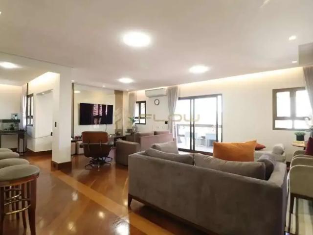Apartamento para Venda em Uberlândia/MG Fundinho 5 Quartos