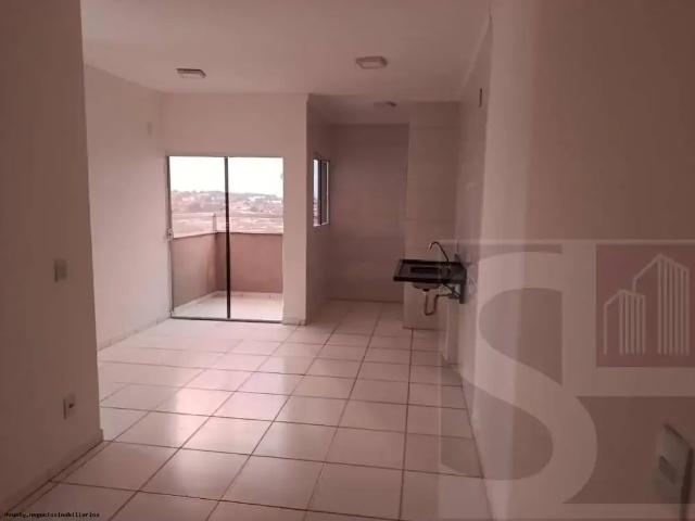 Apartamento para Venda em Uberlândia/MG Laranjeiras 2 Quartos