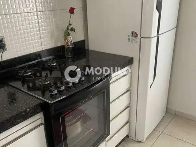 Apartamento para Venda em Uberlândia/MG Laranjeiras 2 Quartos