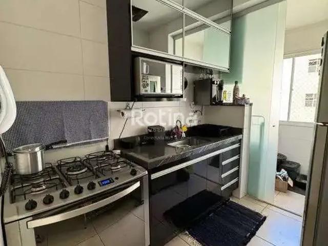 Apartamento para Venda em Uberlândia/MG Laranjeiras 3 Quartos