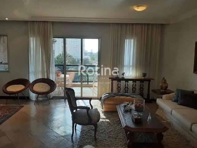 Apartamento para Venda em Uberlândia/MG Martins 4 Quartos