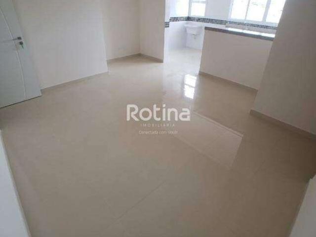Apartamento para Venda em Uberlândia/MG Pampulha 2 Quartos