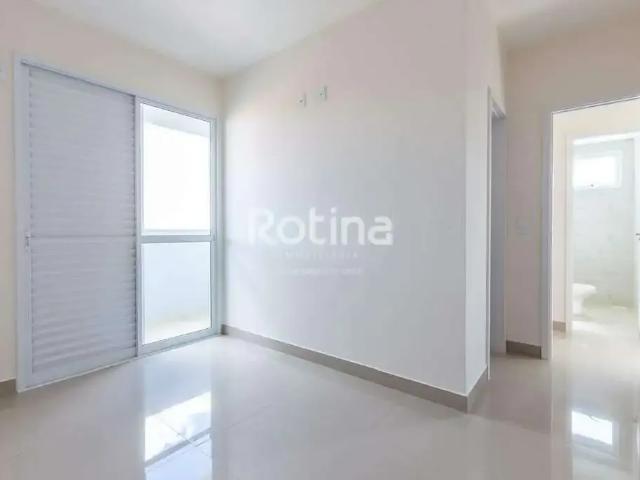 Apartamento para Venda em Uberlândia/MG Pampulha 2 Quartos
