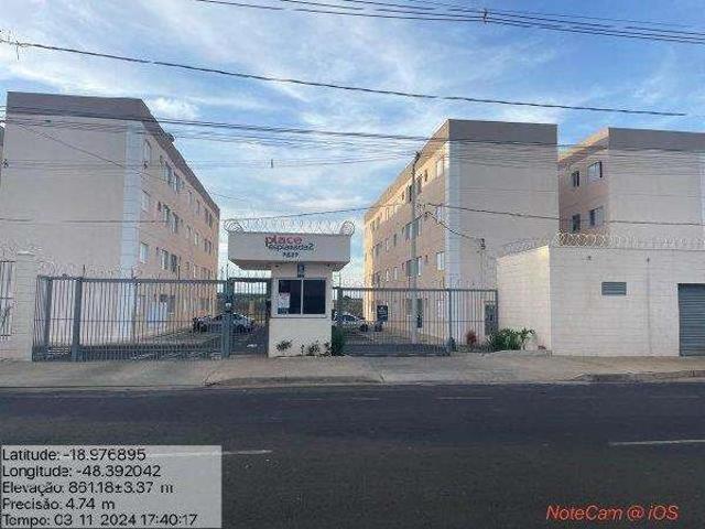 Apartamento para Venda em Uberlândia/MG Residencial Pequis 2 Quartos