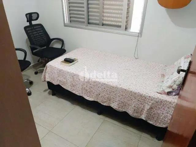 Apartamento para Venda em Uberlândia/MG Santa Mônica 3 Quartos