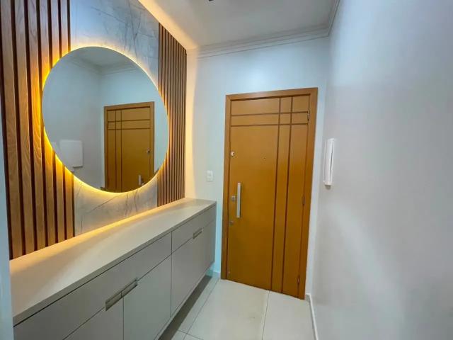 Apartamento para Venda em Uberlândia/MG Santa Mônica 3 Quartos