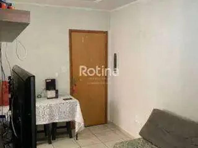 Apartamento para Venda em Uberlândia/MG Santa Mônica 2 Quartos