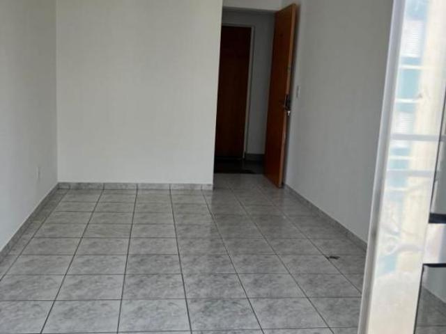 Apartamento para Venda em Valinhos, Chácaras Alpina, 2 dormitórios, 1 banheiro, 2 vagas