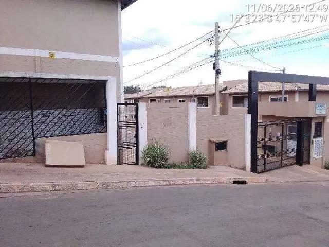Apartamento para Venda em Valparaíso de Goiás/GO Chácaras Ypiranga 2 Quartos