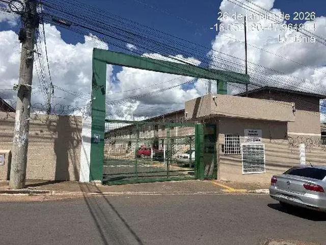 Apartamento para Venda em Valparaíso de Goiás/GO Chácaras Ypiranga 2 Quartos